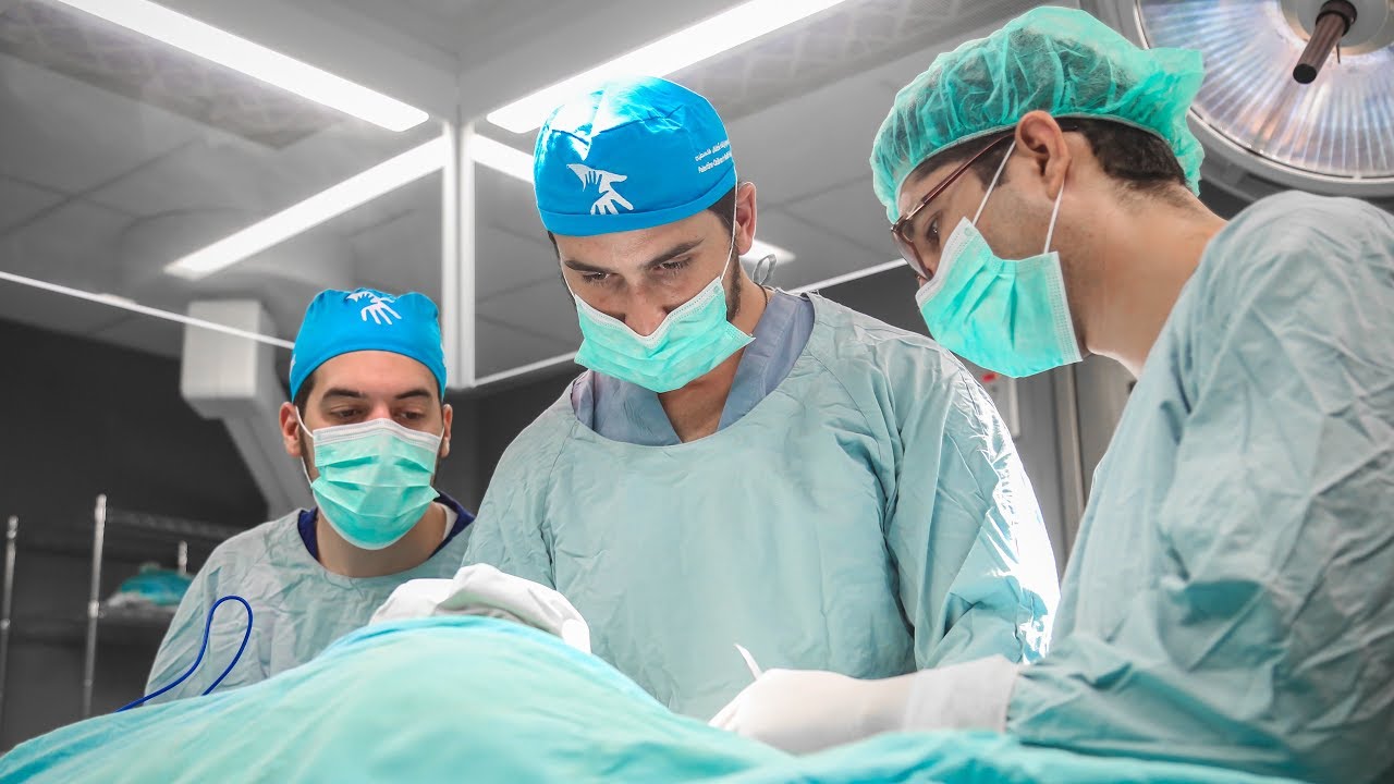 Dr. Matthew Chetta, Volunteer Plastic Surgeon in Gaza - YouTube