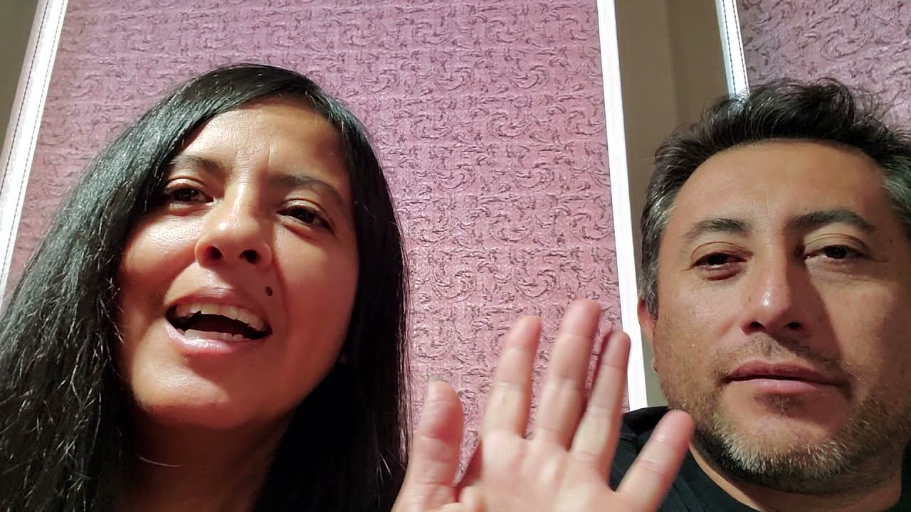 Spanish for beginners. Using: "How do you spell your name? (¿Cómo se ...