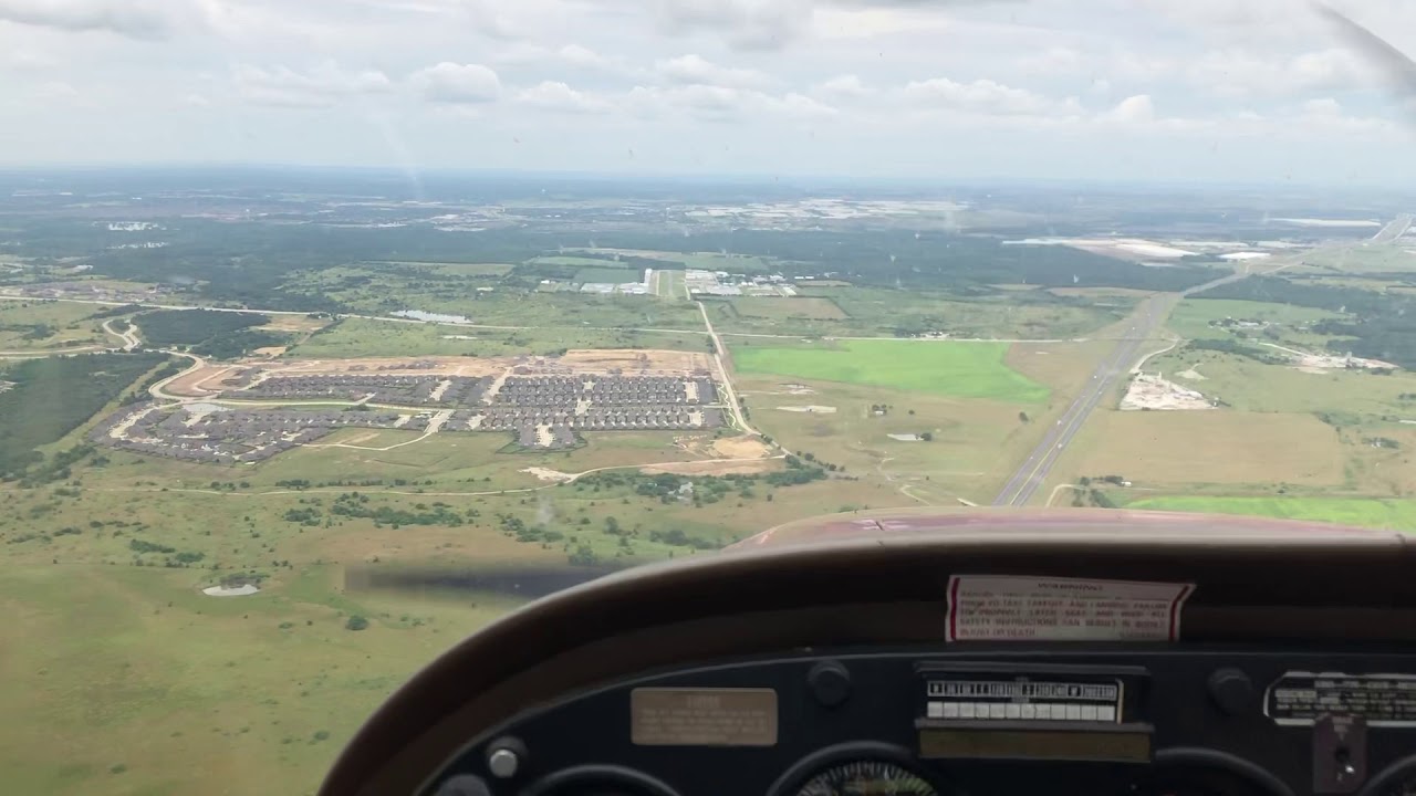 Cessna 172 Skyhawk Landing at 52F RWY 17 - YouTube