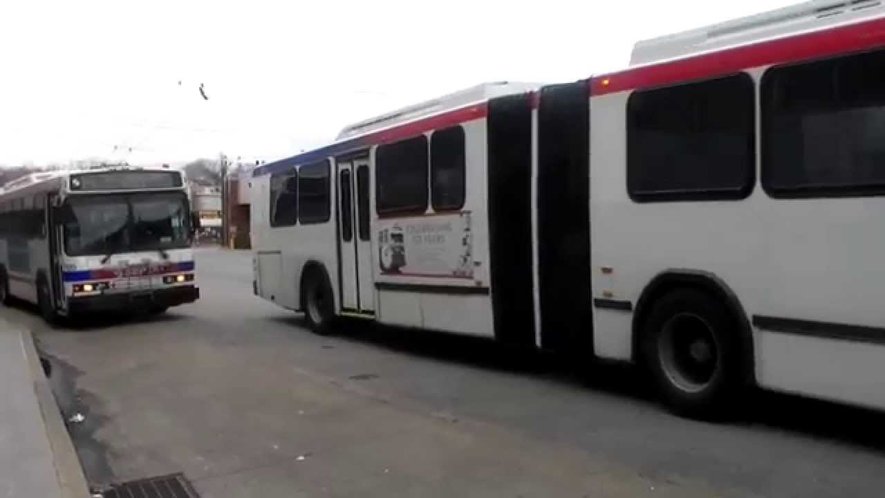 SEPTA BUSES: 2 NEOPLAN'S 7120 & 7101 - YouTube
