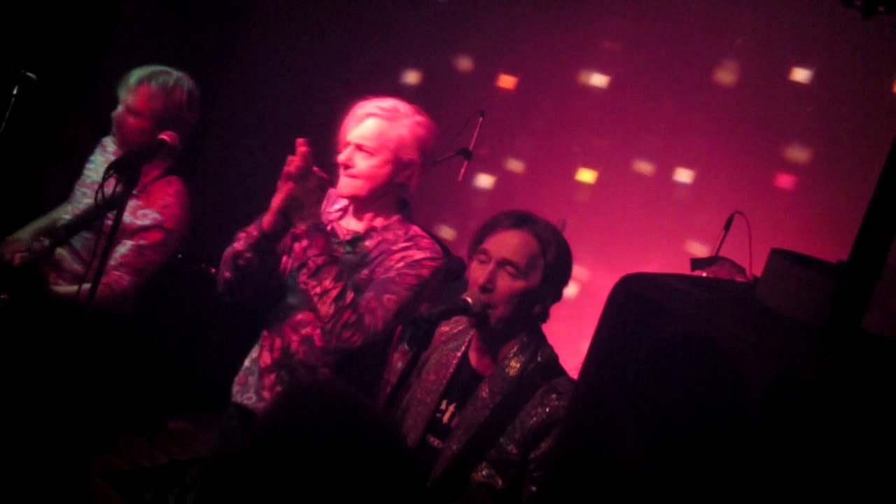 The Fleshtones - "Suburban Roulette" - Live at Outer Limits Lounge ...