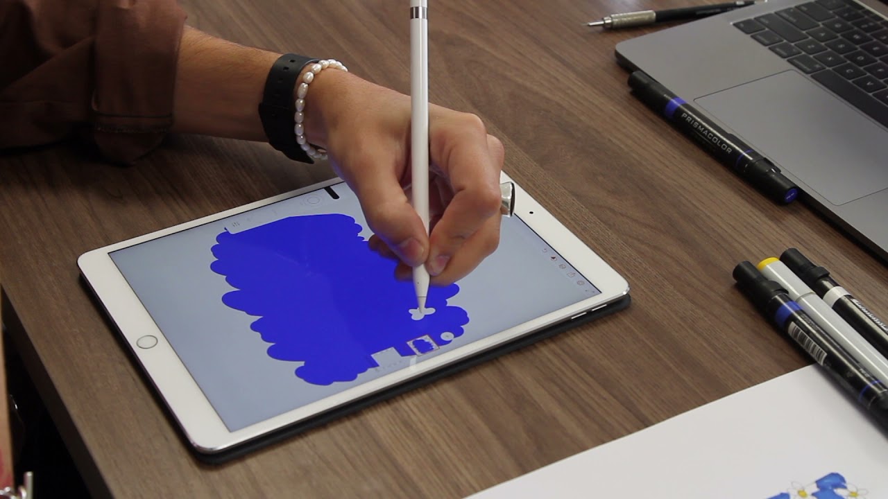 Gabi drawing short - YouTube