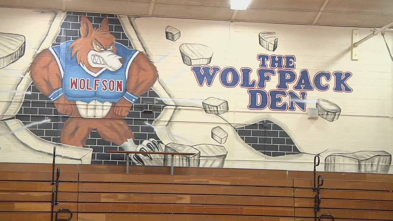 Wolfson not shying away from undefeated record - YouTube