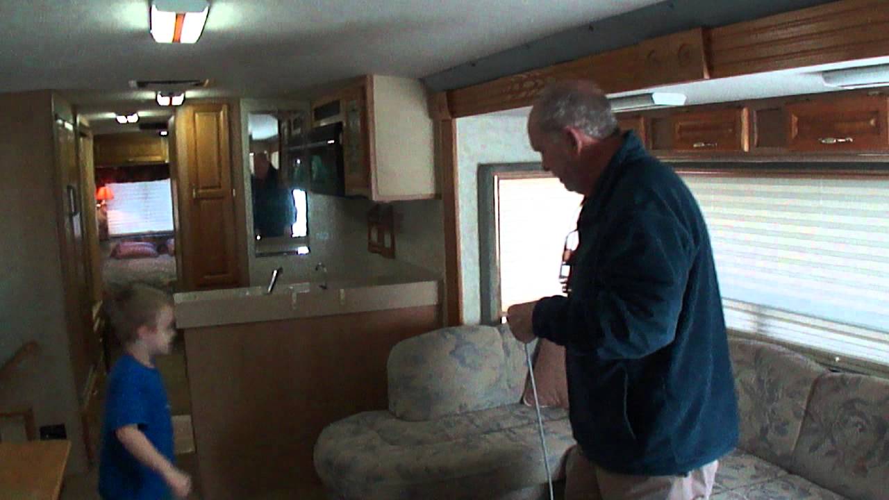 1997 Rexhall Aerbus 3550 Walkaround - YouTube