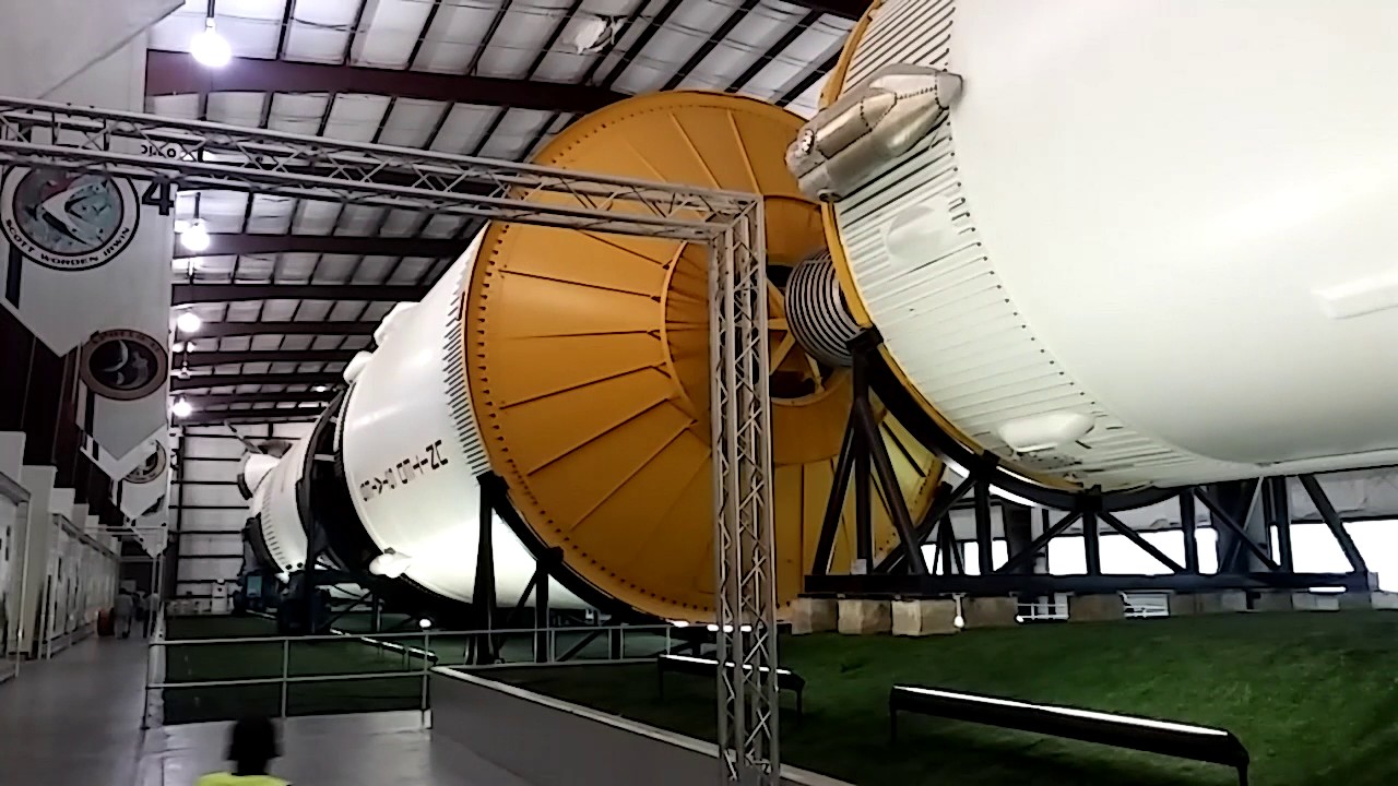 NASA APOLLO 18 ROCKET- never used - YouTube