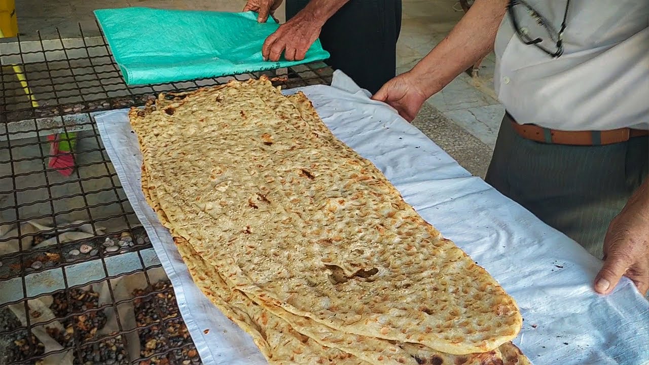 Sangak Bread| Asian People Like To Buy Sangak Bread In Morning - YouTube