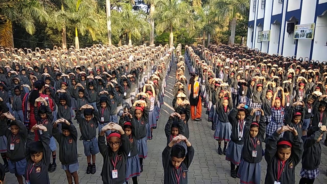 KV DIAT GIRINAGAR PUNE YOGA - YouTube