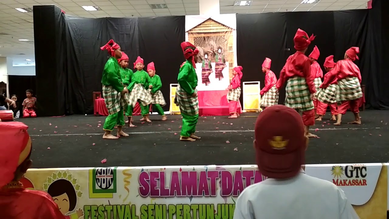 Juara 3 Tari Ganrang Bulo SD Inpres Tallo Tua II Makassar 2018 - YouTube