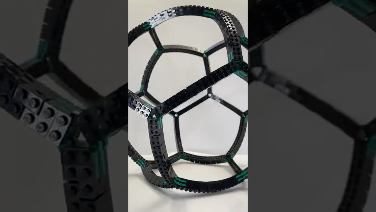 An unbelievable LEGO build #shorts - YouTube