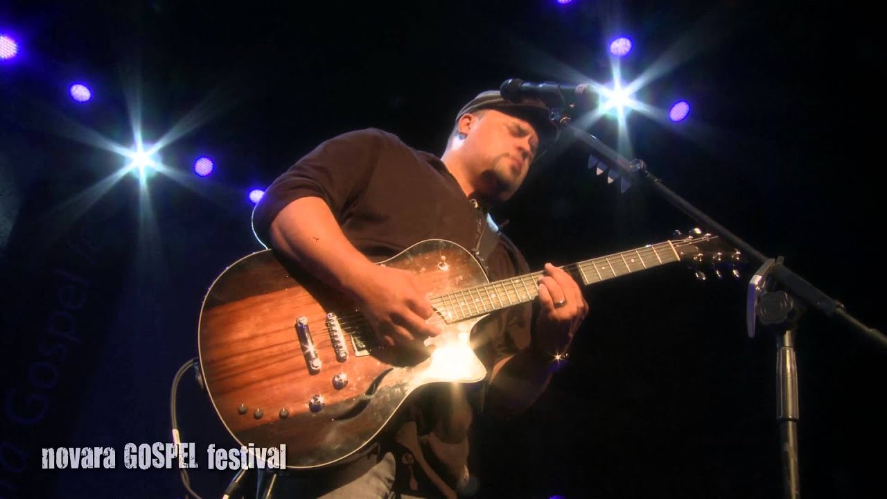 Israel Houghton "The Power of One" Live @ Novara Gospel in Tour 2013 ...