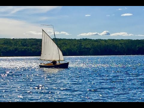 Mayfly 16 sail in Maine, tracking with Relive App. - YouTube