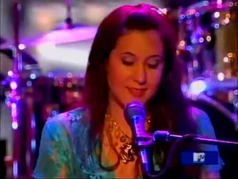 Vanessa Carlton - A Thousand Miles - 2002-01-24 - YouTube