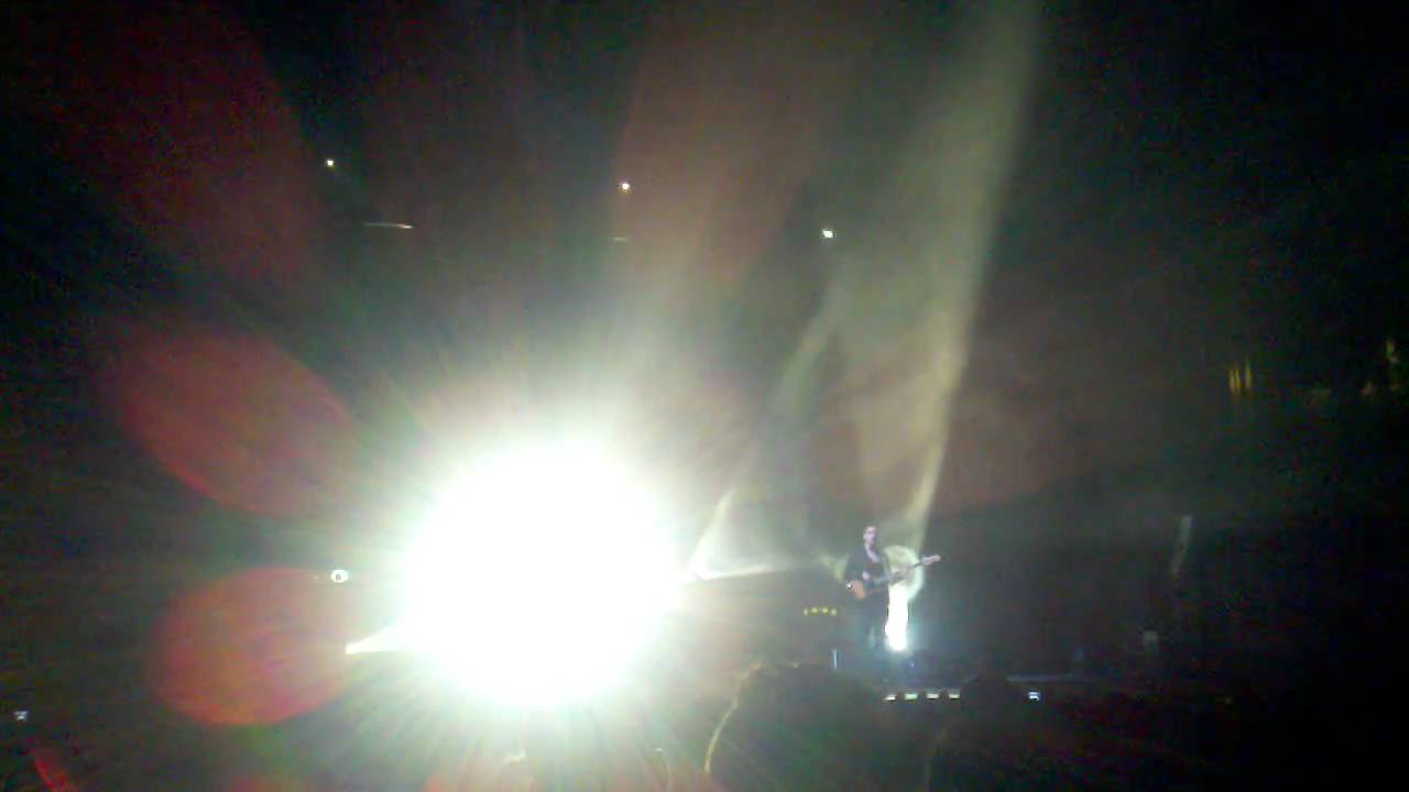 The XX - Basic Space (Live from NYC, October 2nd, 2010) - YouTube