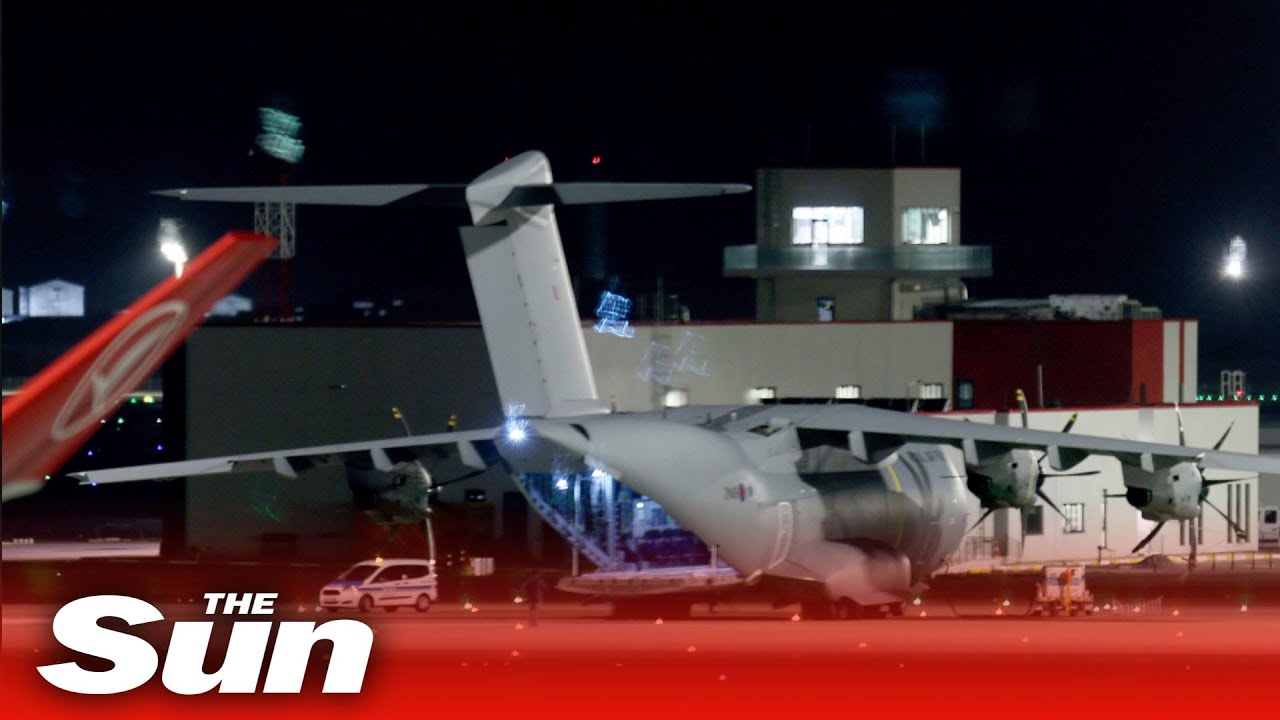RAF plane with 84 tonnes of coronavirus PPE from Turkey finally lands ...