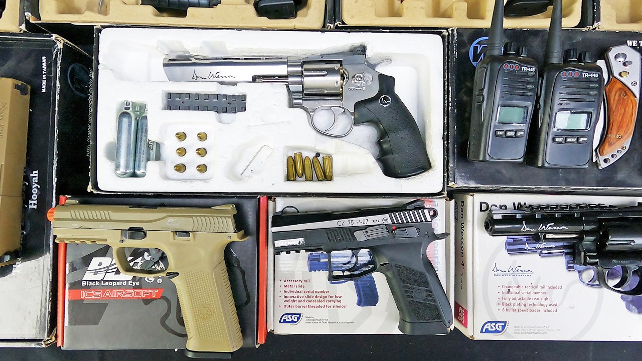 INSANE Toy Gun Arsenal! 20+ Realistic Pistols & Dan Wesson Revolvers ...