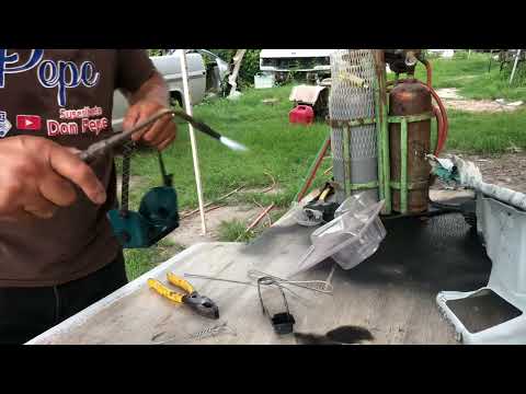 Cómo soldar con autógena - YouTube