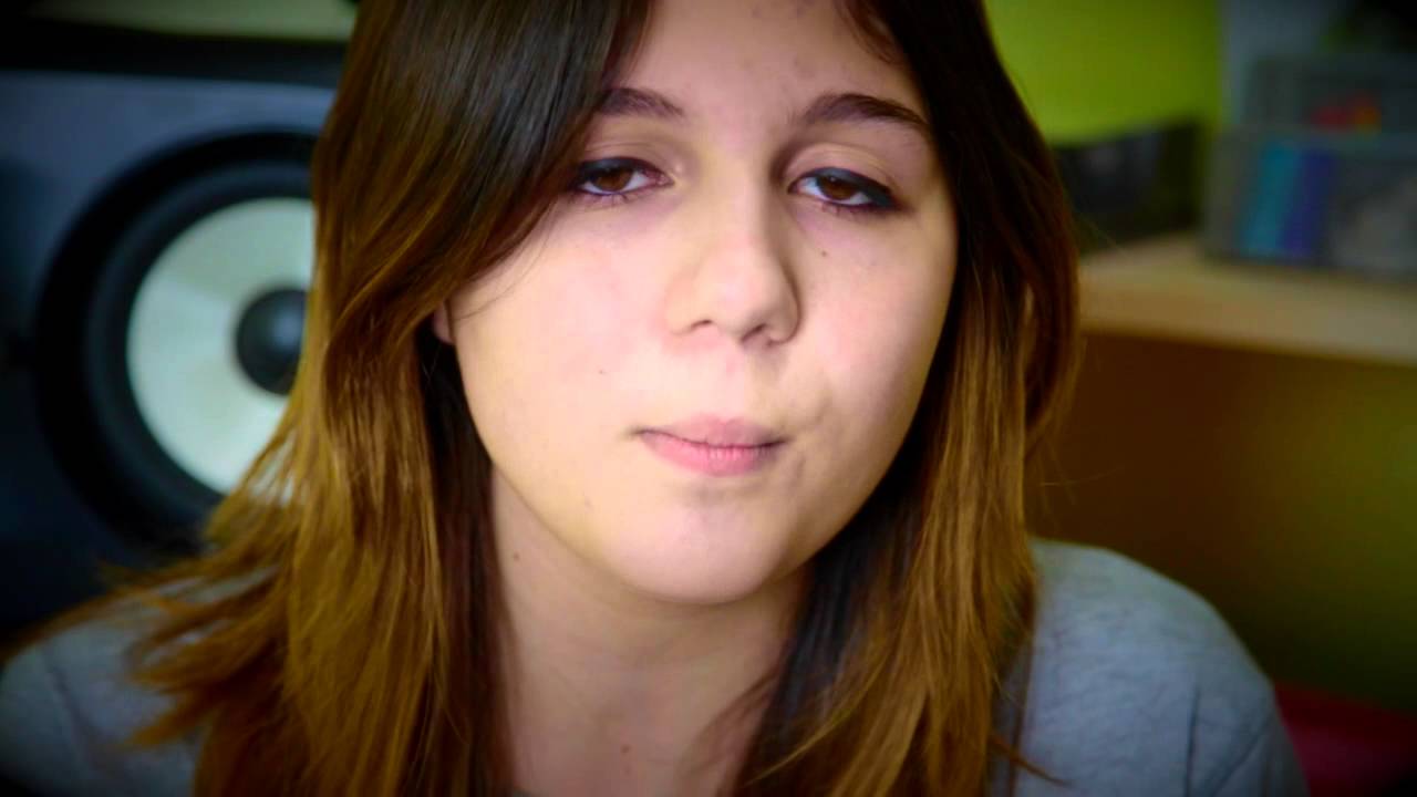 Chiara Farace interpreta ''Come se non fosse stato mai amore'' di Laura ...