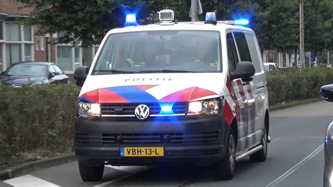Politie, OVD-G, Ambulance, Brandweer & Traumahelikopter met spoed in ...