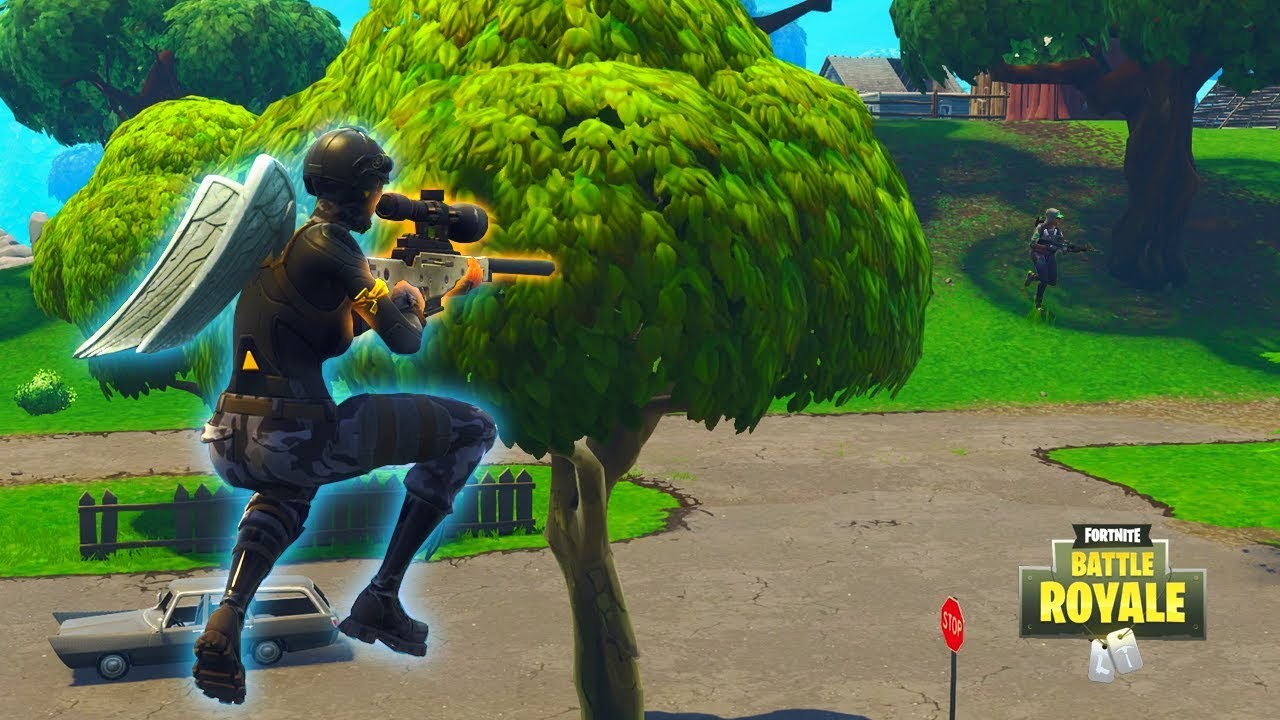 HE HIT A TRICKSHOT ON FORTNITE! - BATTLE ROYALE HIGHLIGHTS - YouTube