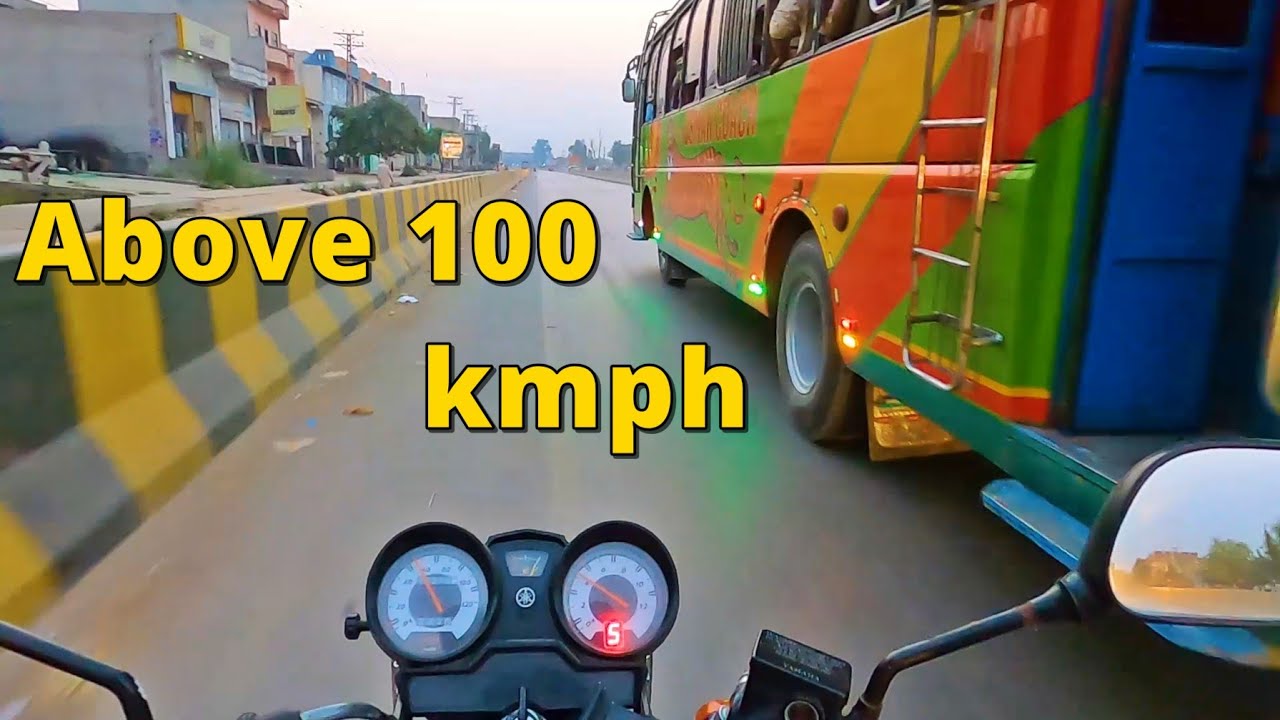 Going above 100 kmph Pakistani bus high speed - YouTube