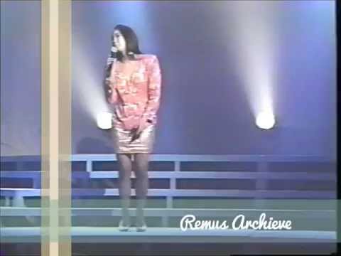 Ivy Violan Easy To Love You - YouTube