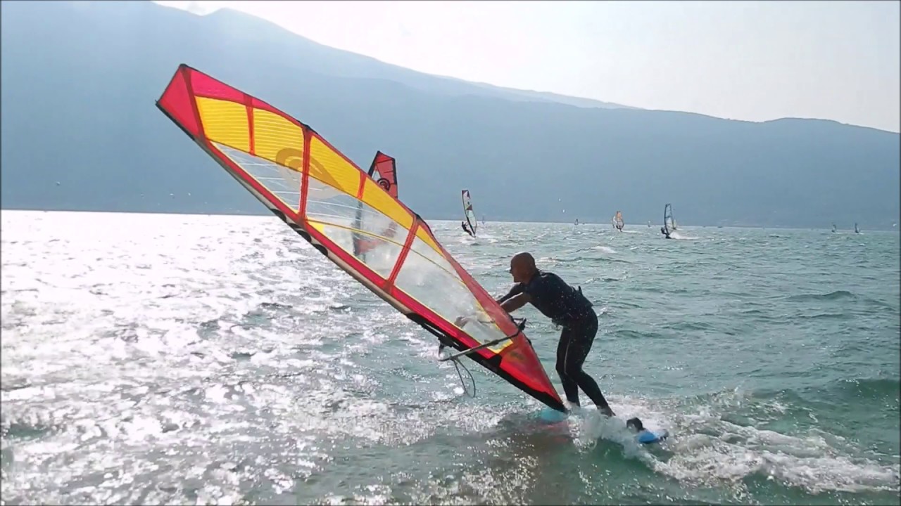 Windsurf in slow motion: Hely Tack - YouTube