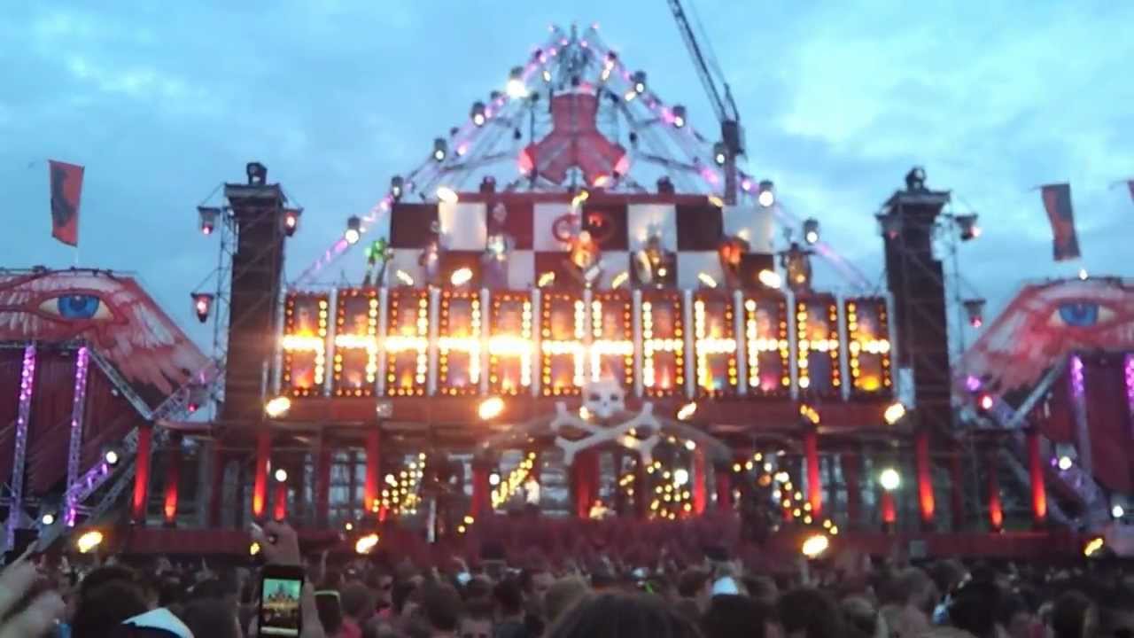 DEFQON.1 2012 | RED STAGE/MAINSTAGE | COONE | HD - YouTube