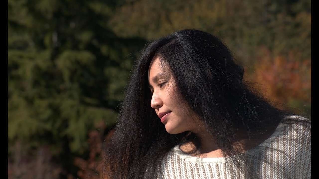 Madi မဒီ - ဆည်းဆာ Acoustic Sessions (Lyric Video) - YouTube