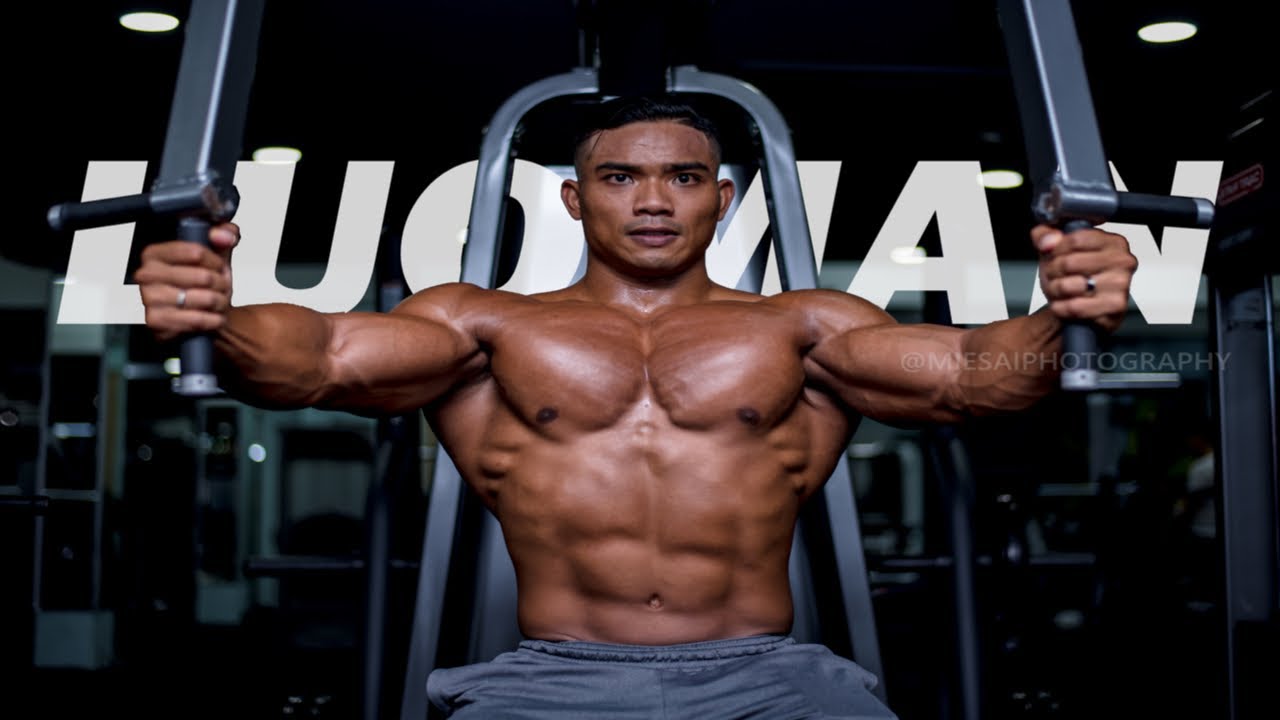 Luqman Zaheruddin One Minute Posedown | BATTLE OF TITANS 2.0 - YouTube