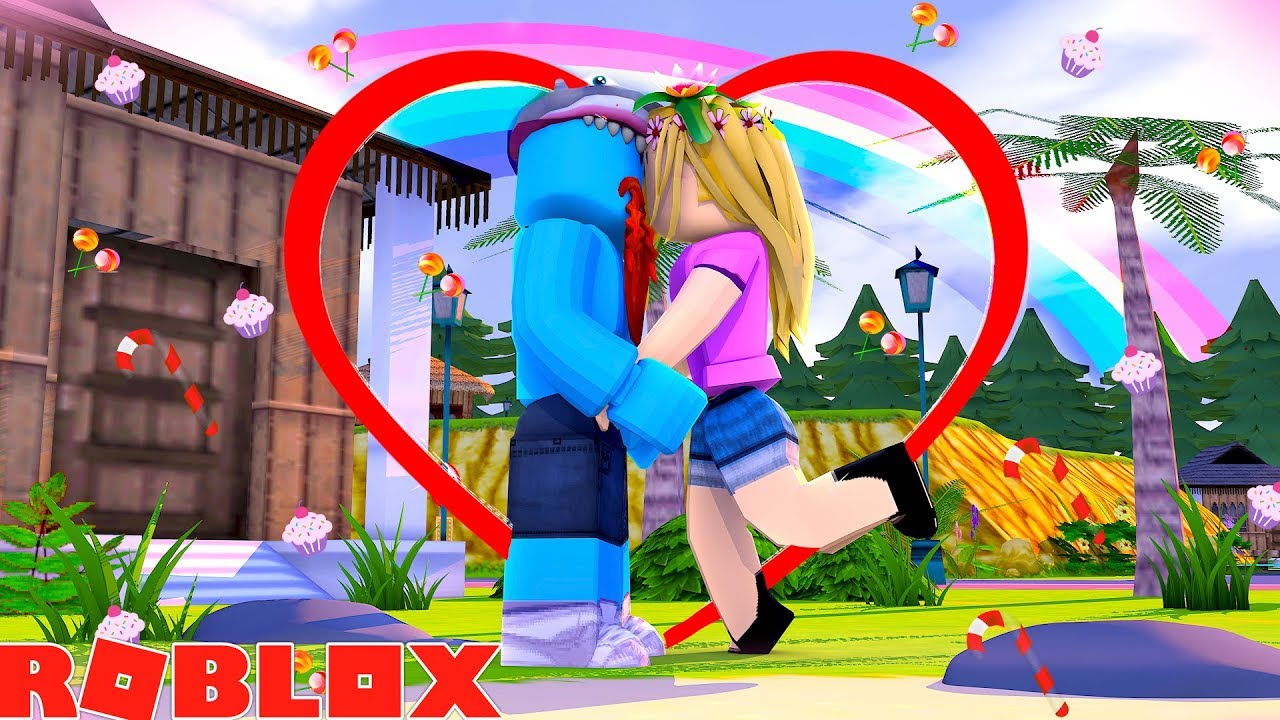 LITTLE KELLY IS MY VALENTINE !!! Sharky Roblox - YouTube