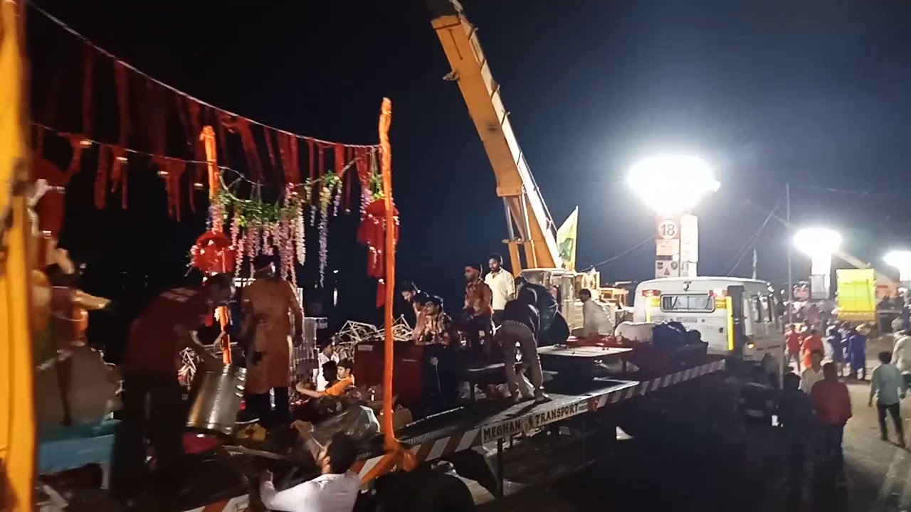 Tank Bund 11th day nimarjanan night 4.10am - YouTube