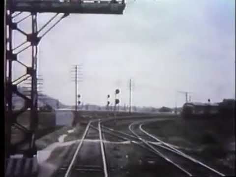 Plaza Sesamo: El Ferrocarril Con la Locomotora NdeM 3038 - YouTube