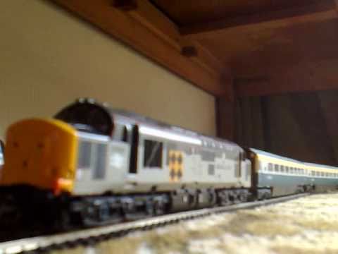 class 37 refurbished sound howes bachmann - YouTube