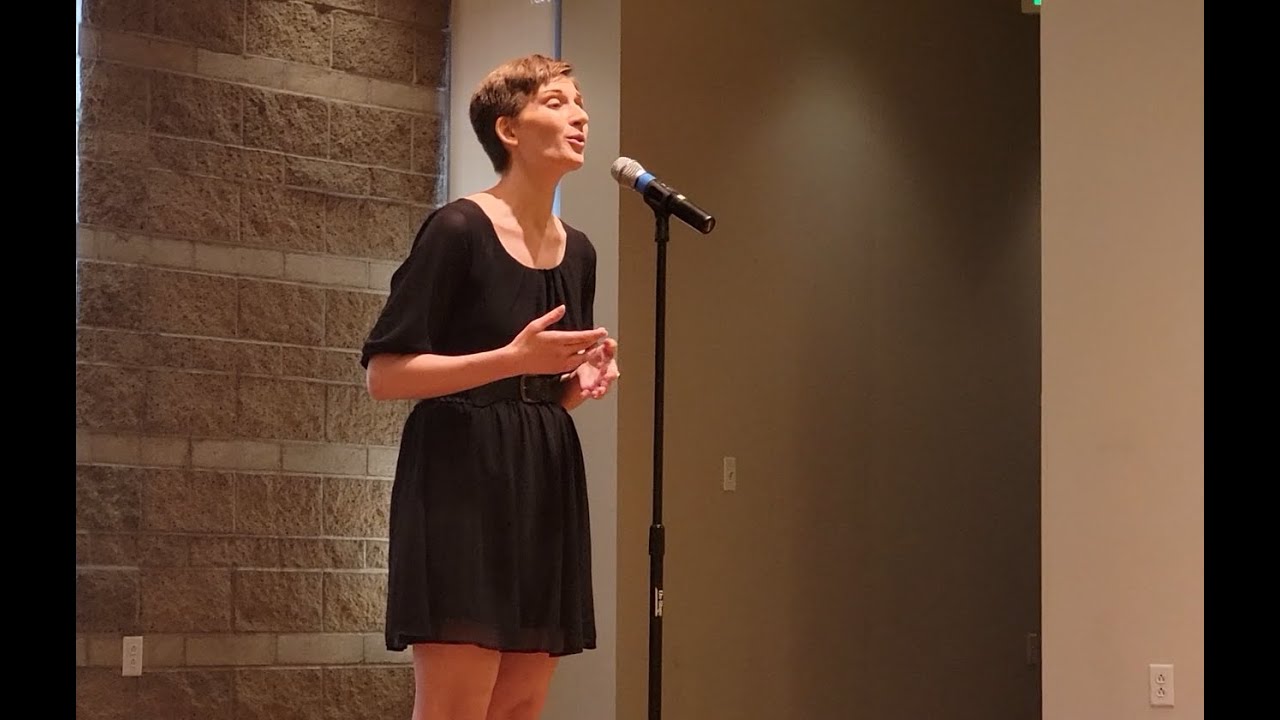 Sarah Louise - idontwannabeyouanymore (Billie Eilish Live Cover) - YouTube