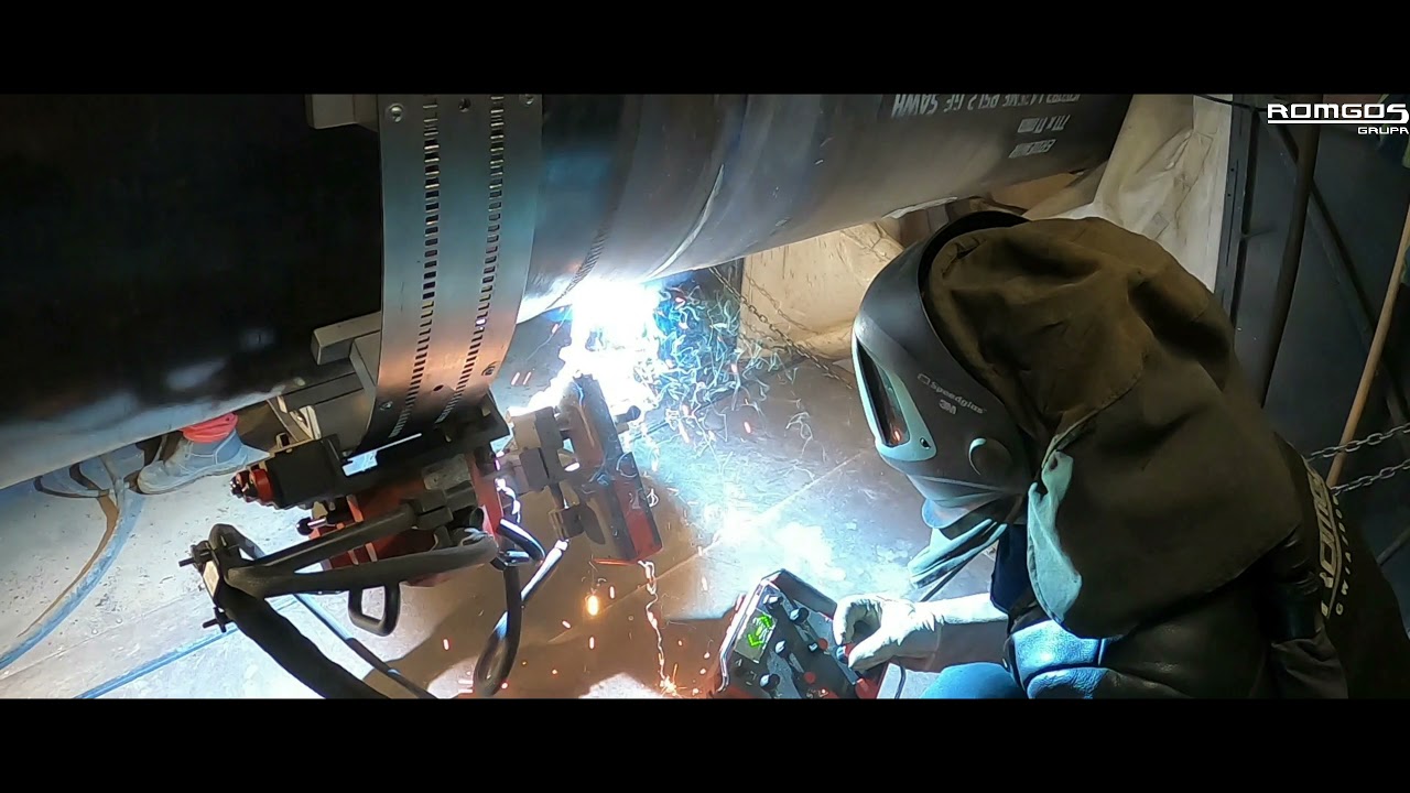 Spawanie rur gazociągu wysokiego ciśnienia / Welding of high pressure ...