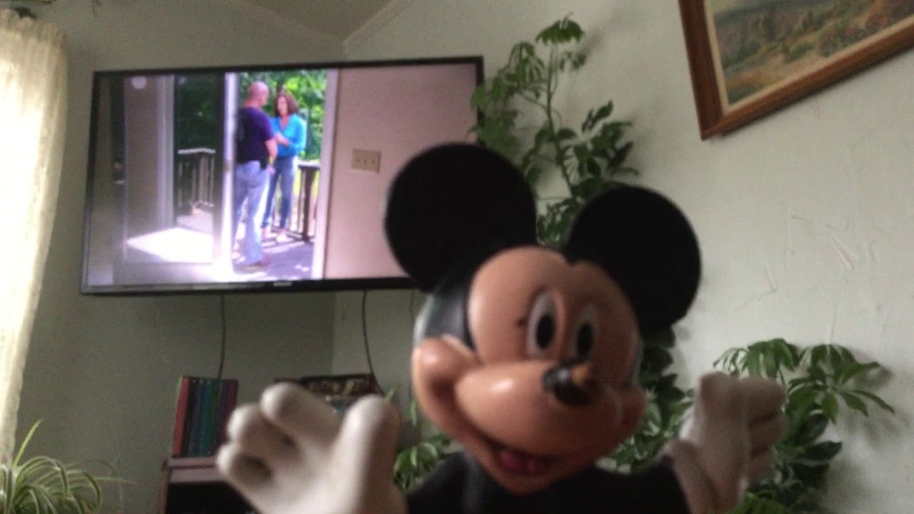 Mickey Mouse brushes his hair - YouTube