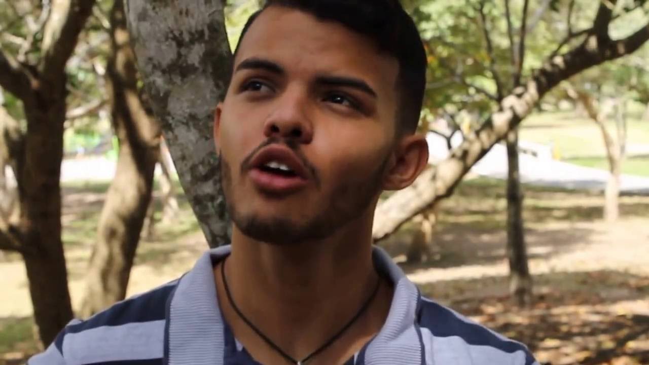 Em Teus Átrios. Música Autoral- André Domingos. - YouTube