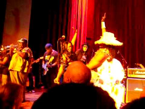 Flash Light - George Clinton & Parliament Funkadelic live at Yoshi's ...