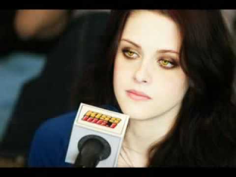 Bella als Vampir