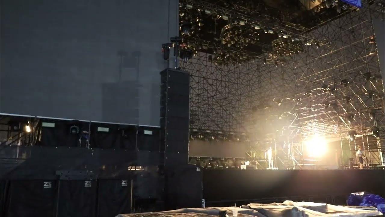 ZSOUND VCX dual 14 line array system night installation for Canton Park ...