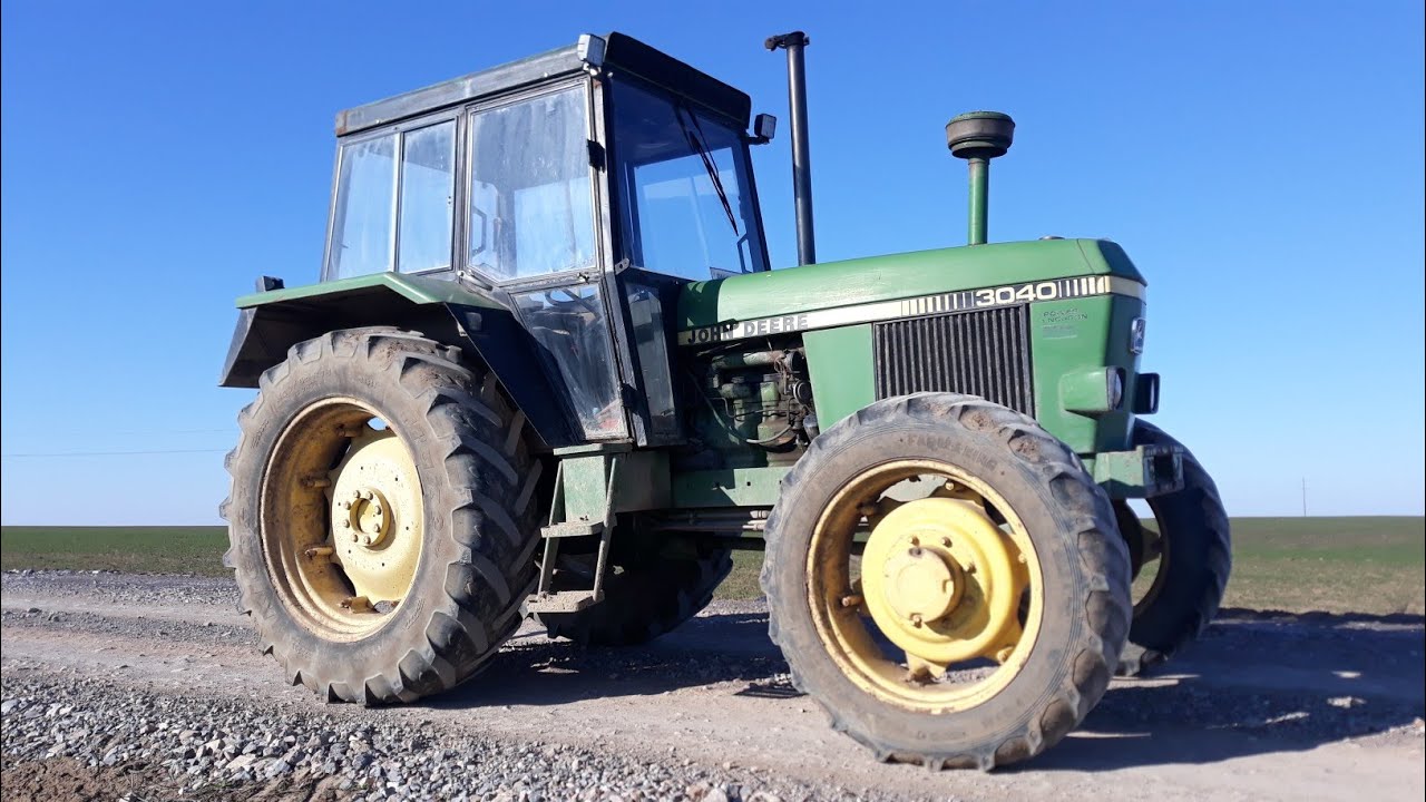 John Deere 3040 + RM2 (test camera myria my2500) - YouTube