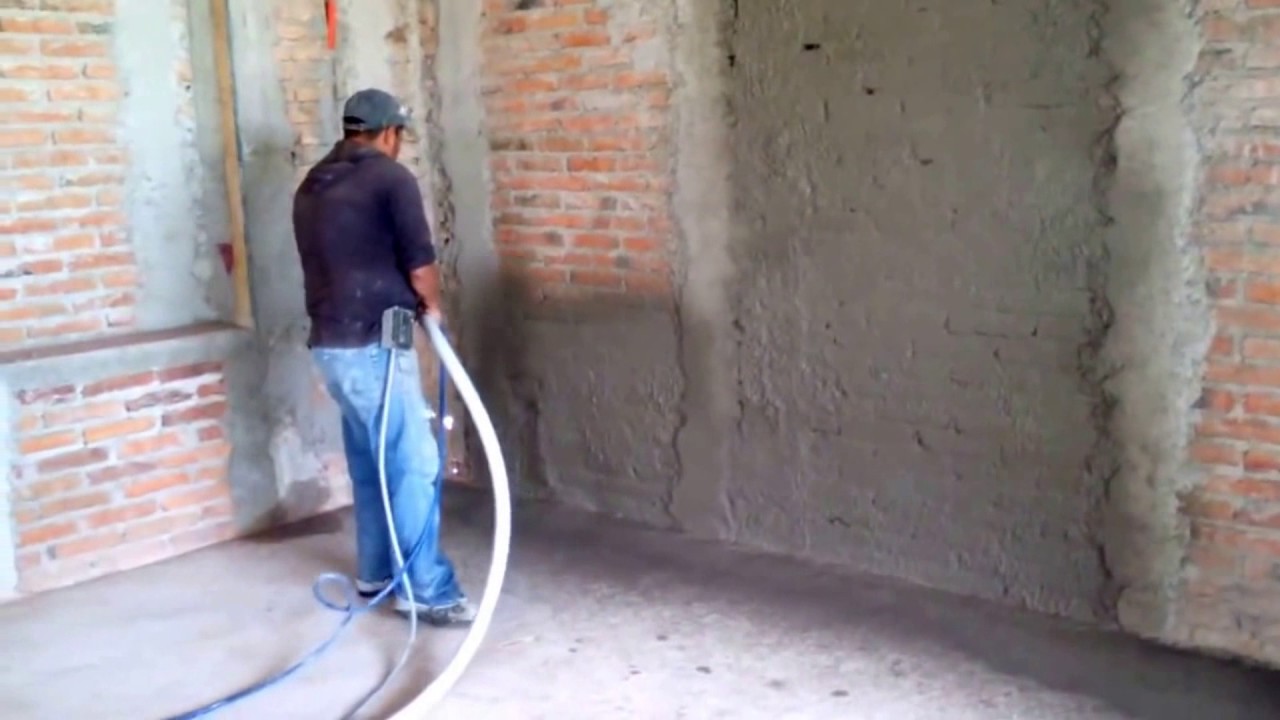 STUCCO MACHINE CHUK - YouTube