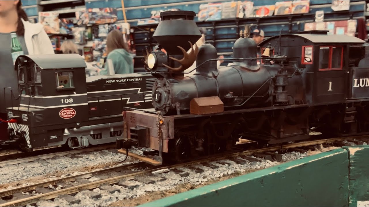 G Scale Trains! NHGRS at Greenberg Toy & Train Show! Wilmington,MA ...