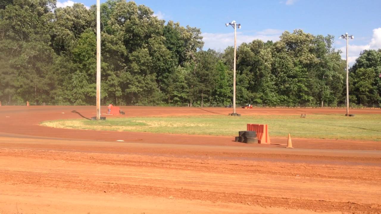 Dawgwood UAS karts 5-21-16 - YouTube