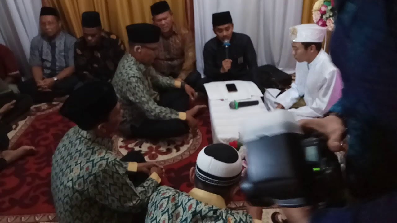 Akad nikah sari ulan - YouTube