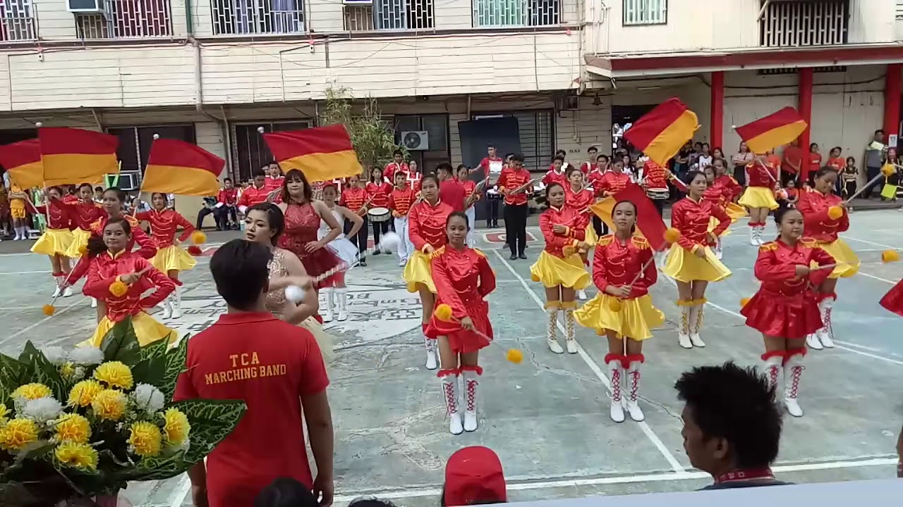 intrams parade 10/23/18 - YouTube