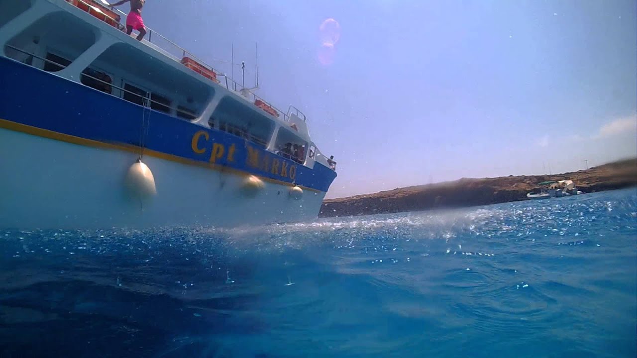 Anna Katana - Hoppar från båten - YouTube