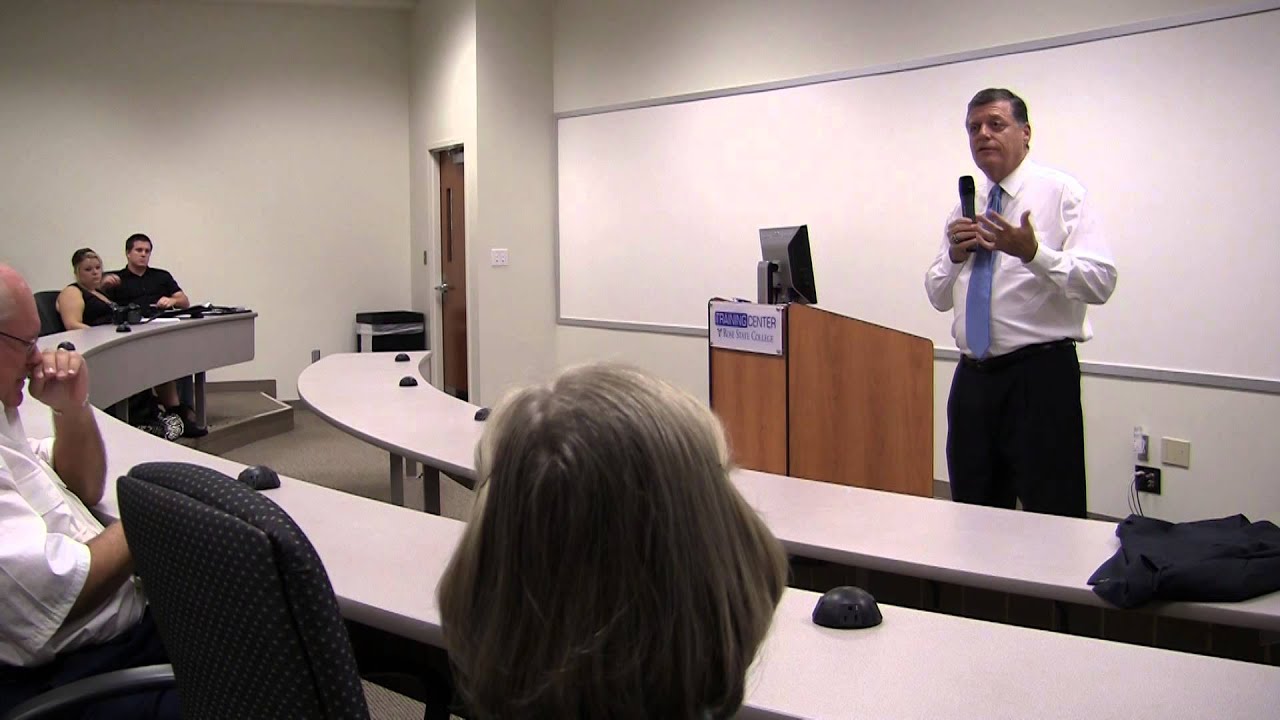 US Representative Tom Cole Town Hall Meeting Midwest City OK 2011 - YouTube