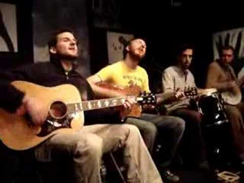 Guster - Amsterdam (acoustic) Live in Providence RI