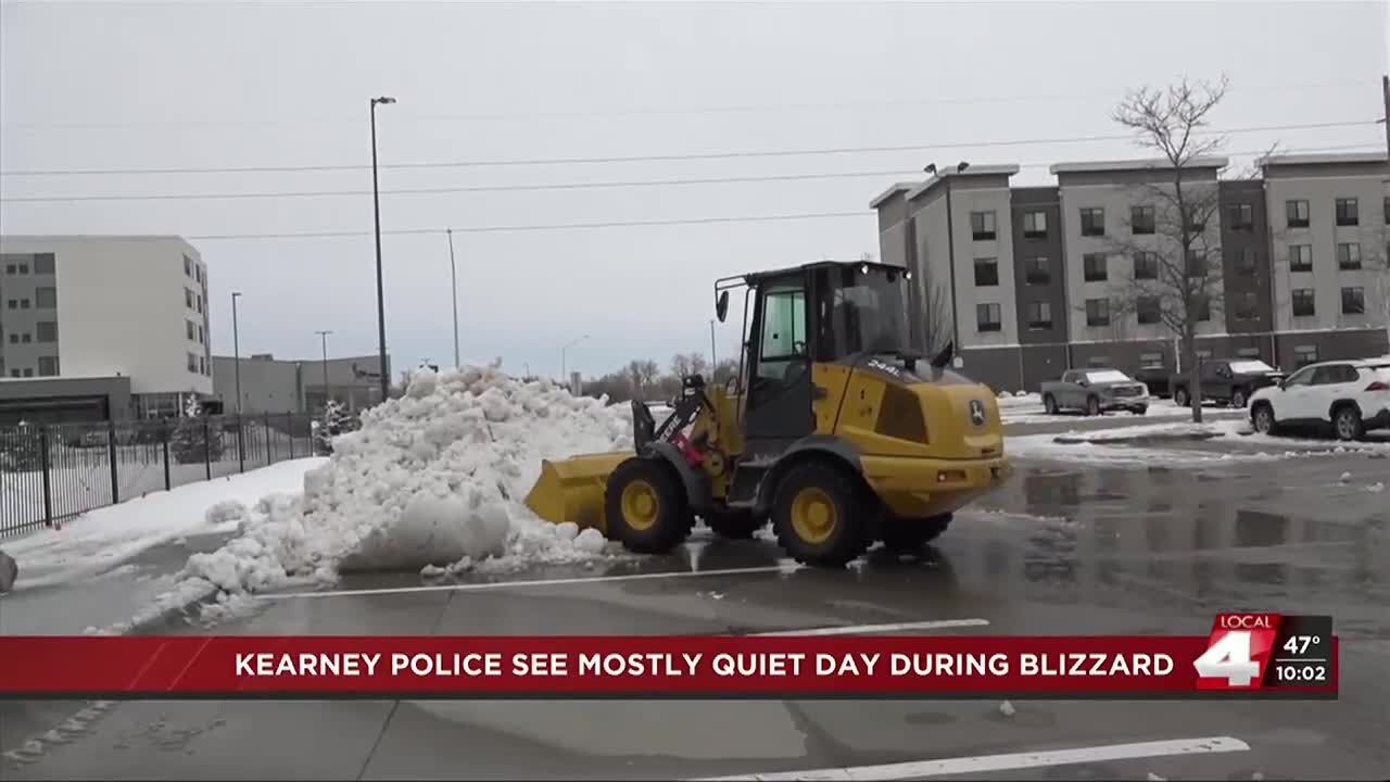 Kearney Police Department sees mostly quiet day during blizzard - YouTube